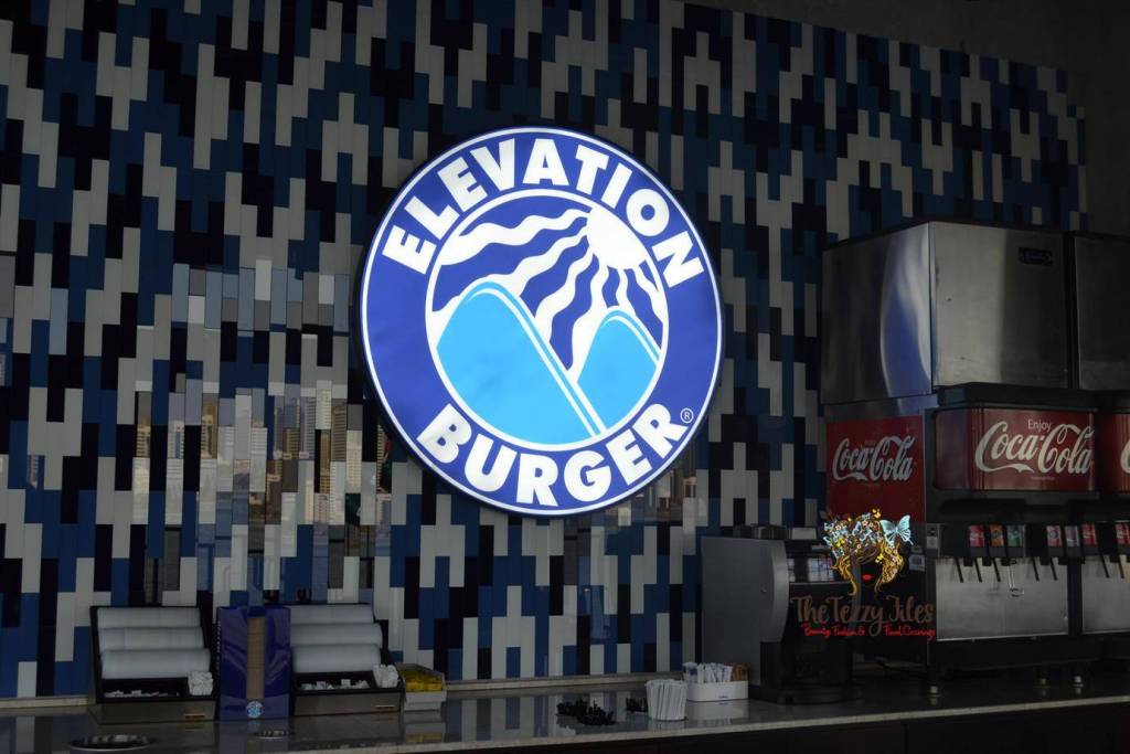 Elevation Burger: Burgers with an Eco-Friendly Stance – The Tezzy Files