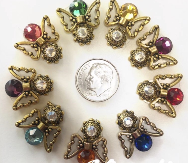 Nindi: The Traditional Bindi Revamped – The Tezzy Files