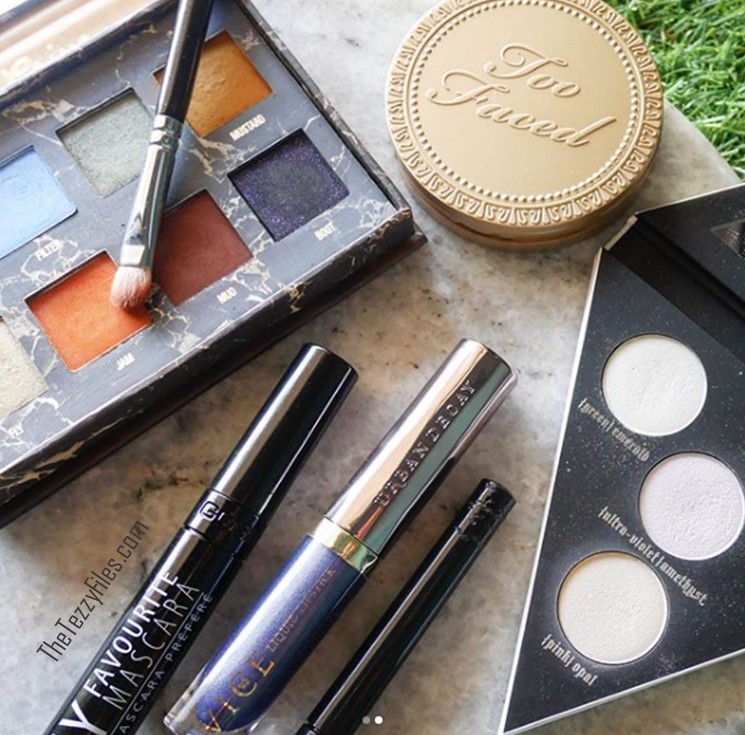 Quick and Easy Last Minute Halloween Makeup (The Cobweb Eye) – The ...